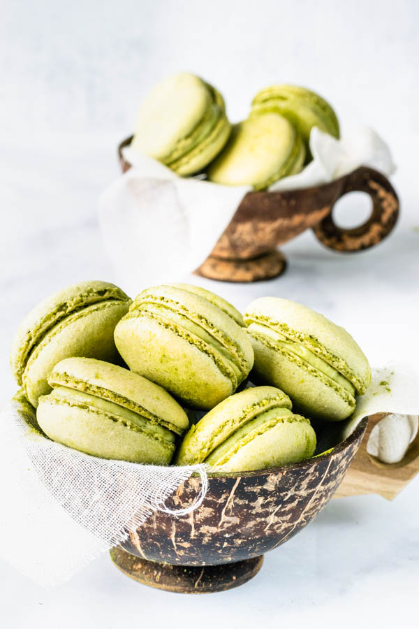 Matcha Macarons plus Tips on How to Make French Macarons - Pies and Tacos