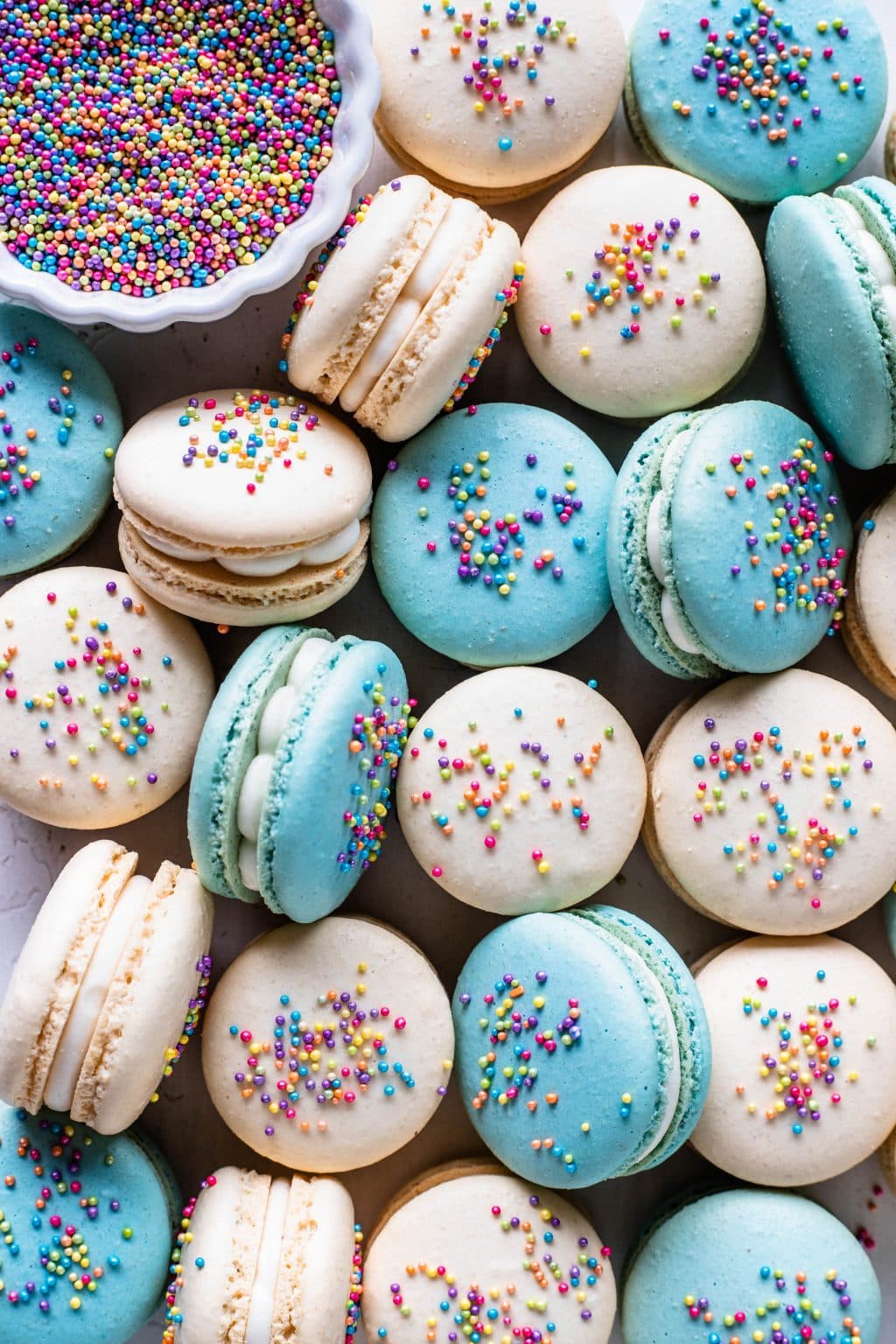 Funfetti Macarons - Pies and Tacos