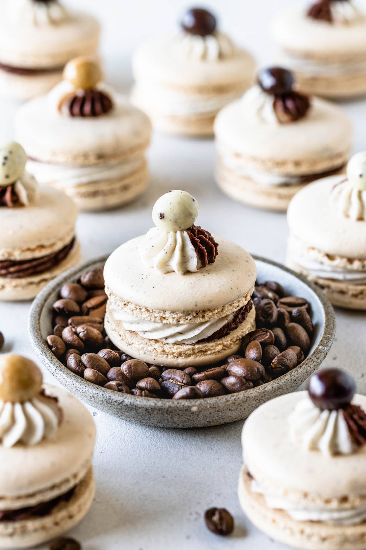 Coffee Macarons - Pies and Tacos