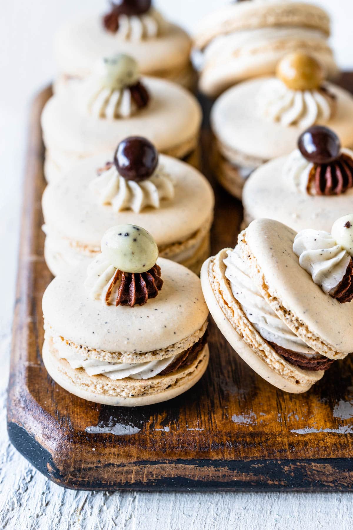 Coffee Macarons - Pies and Tacos