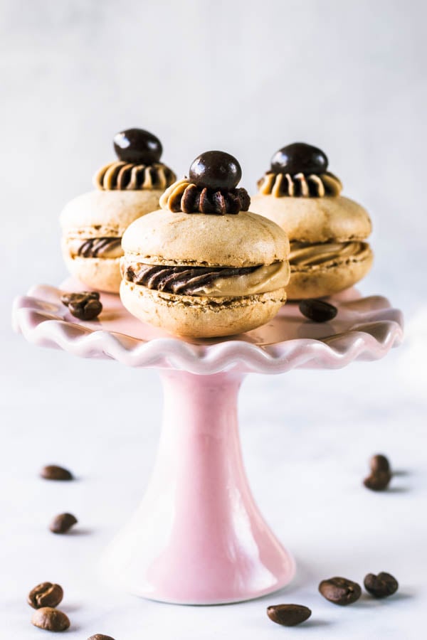 Coffee Macarons - Pies and Tacos