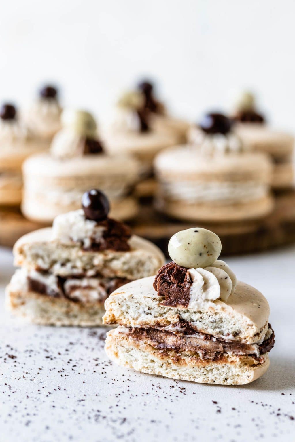 Coffee Macarons - Pies and Tacos