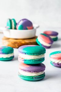 Multi-colored macaron shells (from one batch of macarons) - Pies and Tacos
