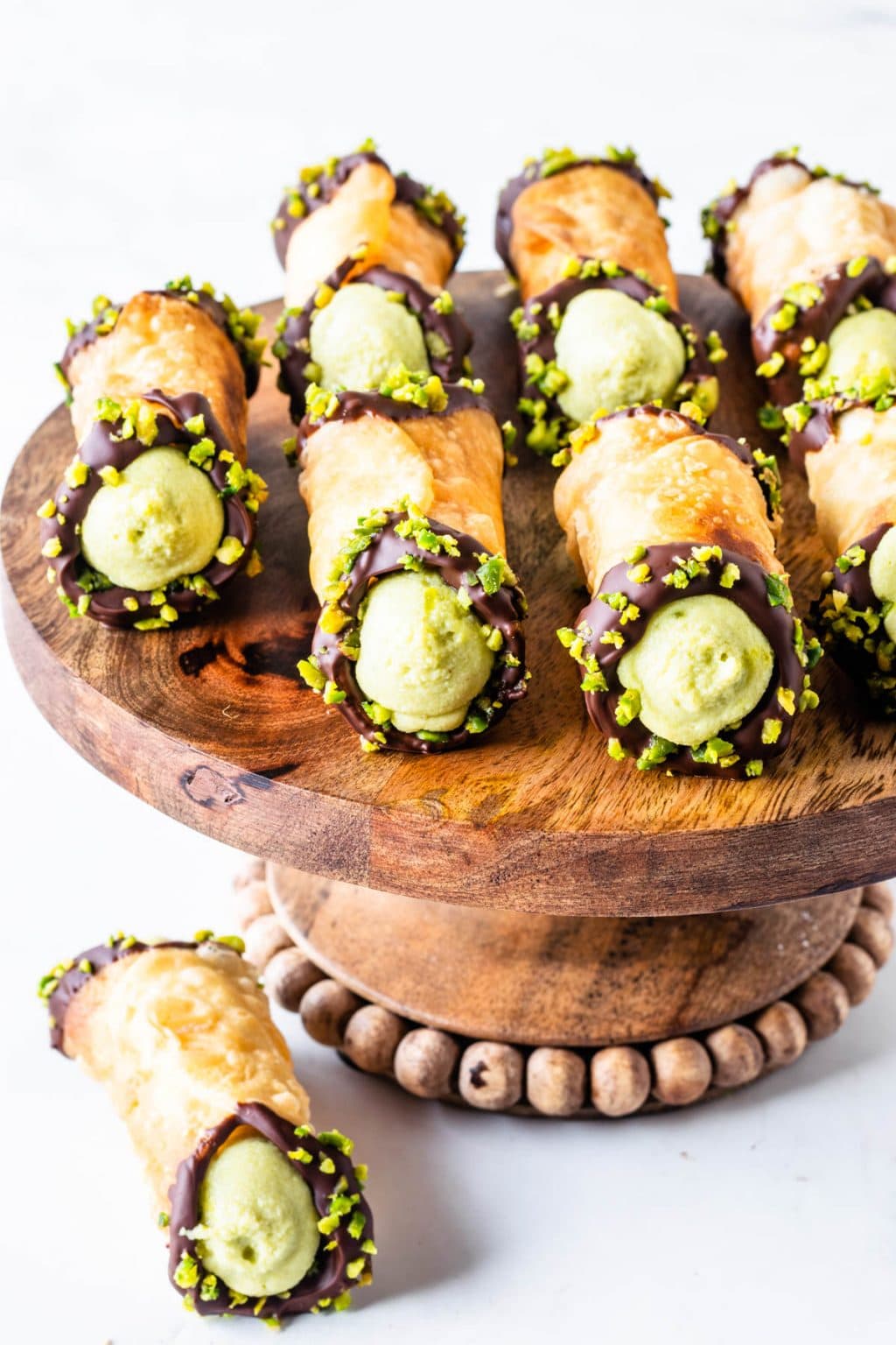 Pistachio Cannoli - Pies and Tacos