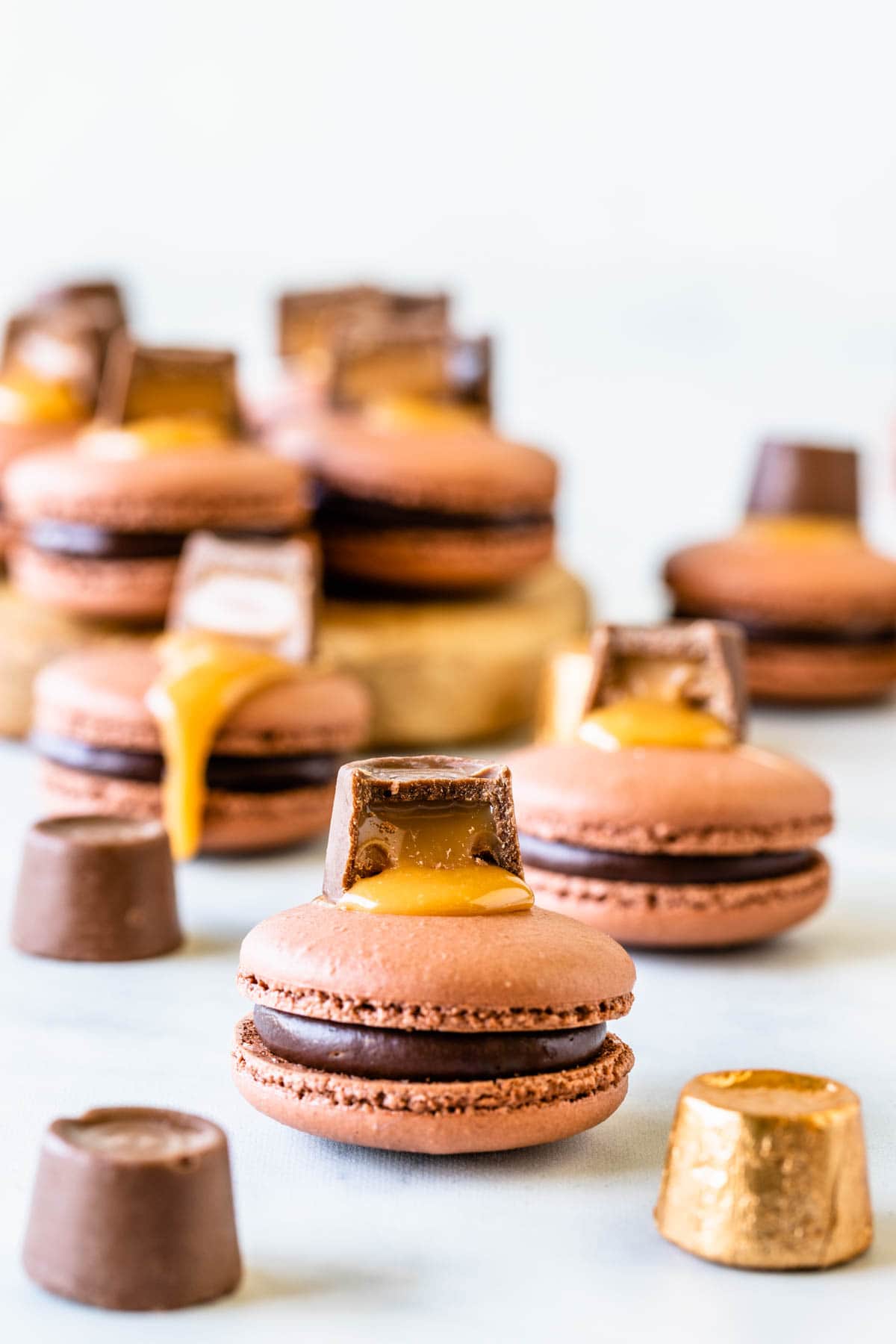 Chocolate Caramel Macarons - Pies and Tacos