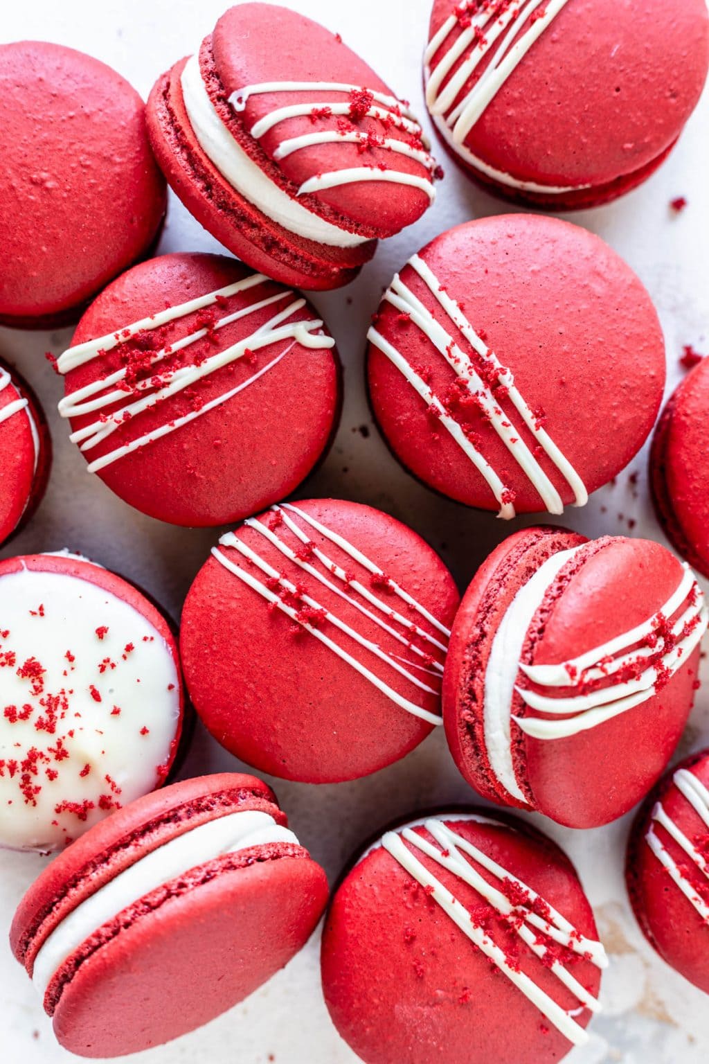 Red Velvet Macarons - Pies and Tacos