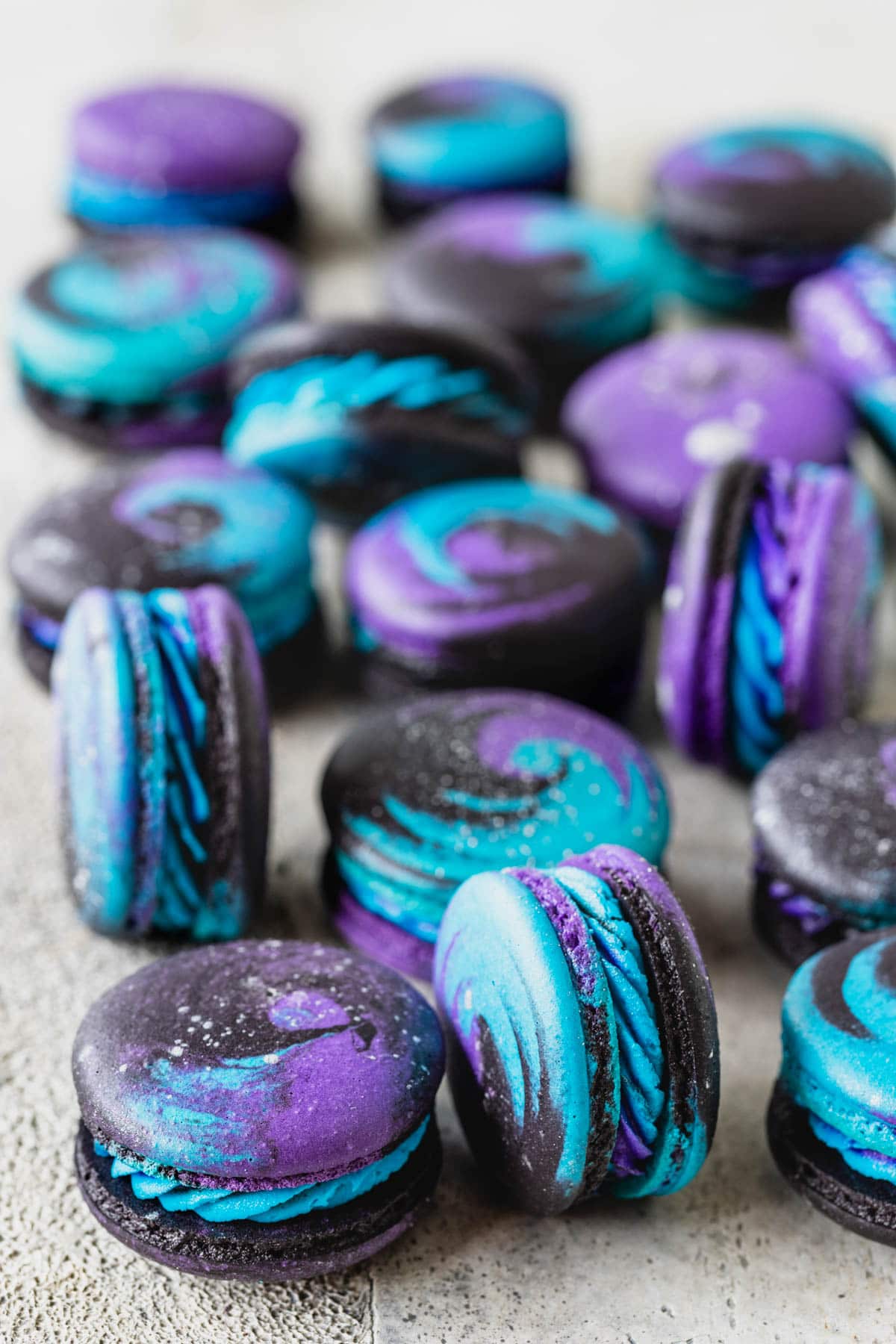 Galaxy Macarons - Pies and Tacos