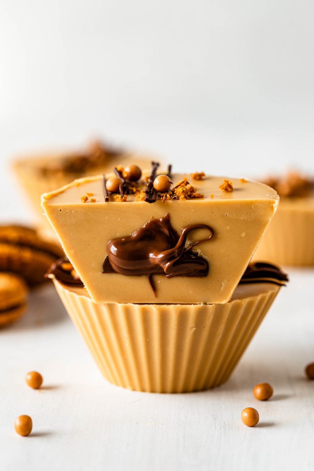 Nutella Cookie Butter Cups - Pies and Tacos
