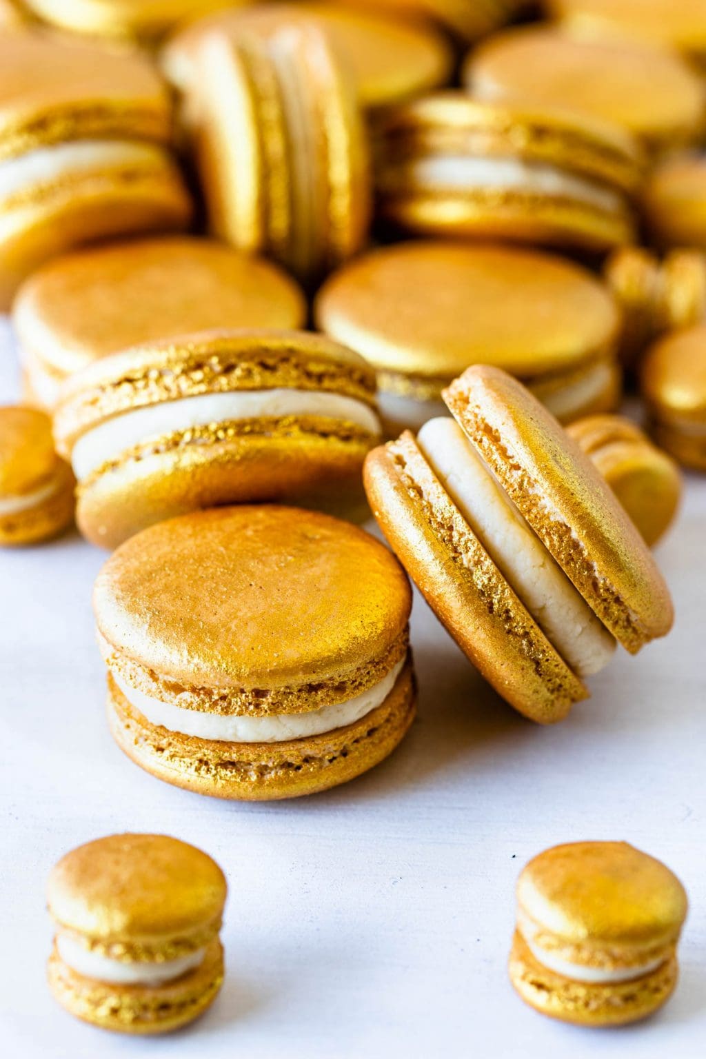 Gold Macarons - Pies and Tacos