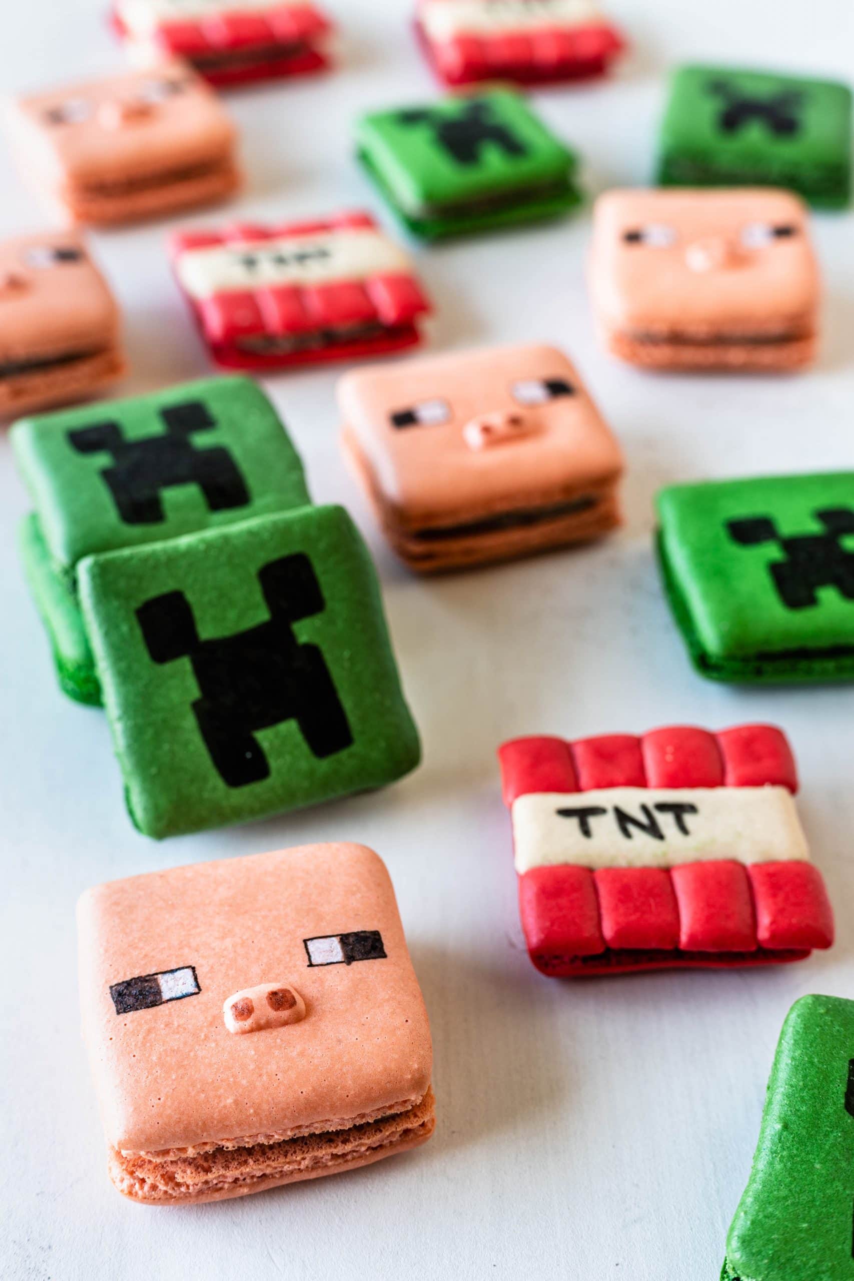 Minecraft Macarons - Pies and Tacos