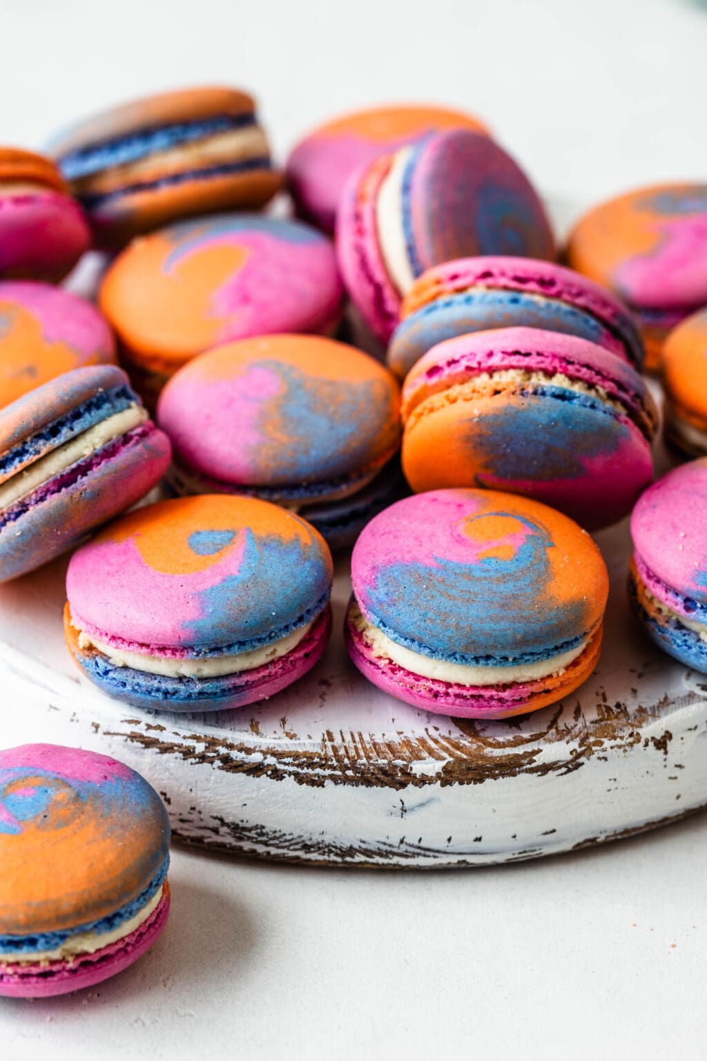 Beach Macarons - Pies and Tacos