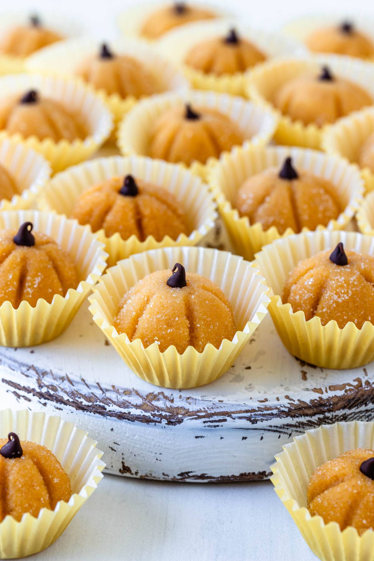 Pumpkin Brigadeiros - Pies and Tacos