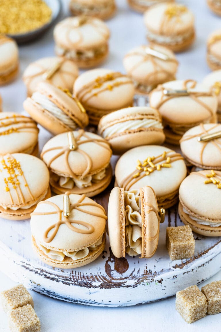 Brown Sugar Macarons - Pies and Tacos