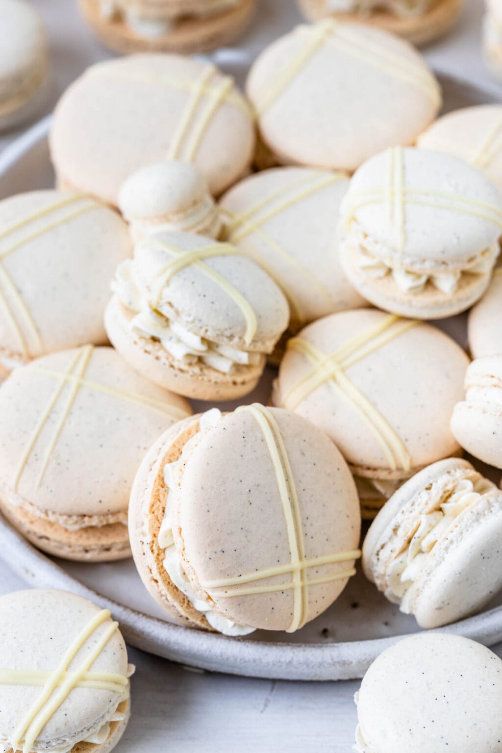 Vanilla Macarons - Pies and Tacos