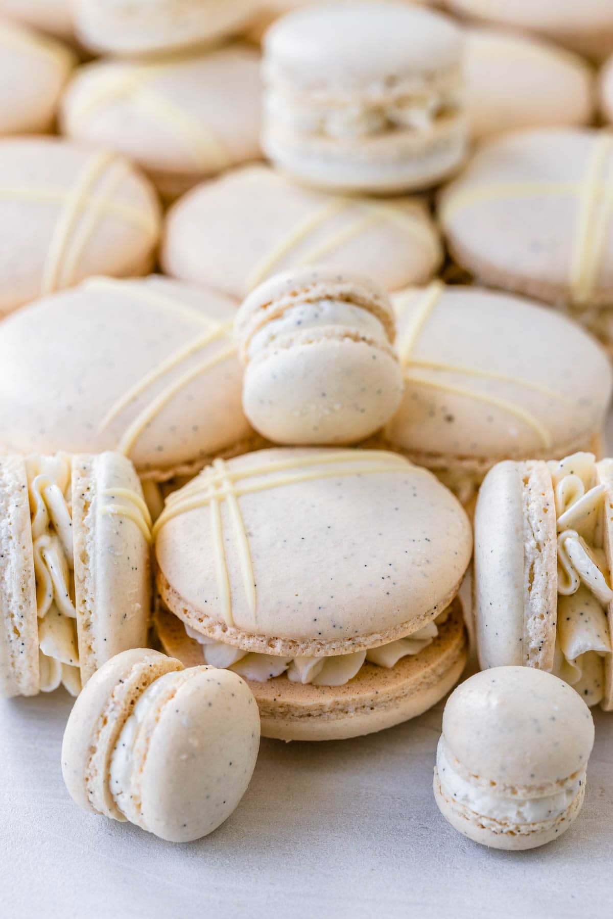 Vanilla Macarons - Pies and Tacos