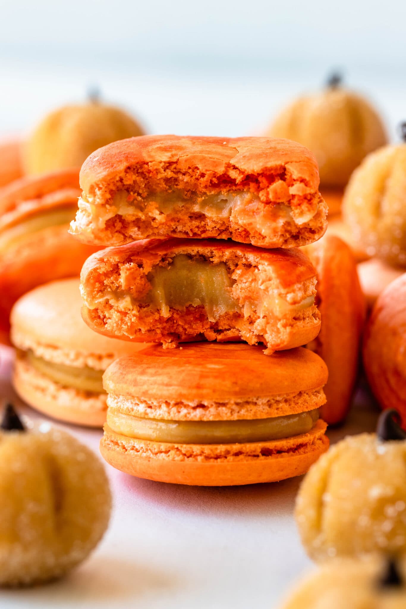 Pumpkin Brigadeiro Macarons - Pies and Tacos