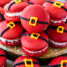 Santa Claus Macarons - Pies and Tacos