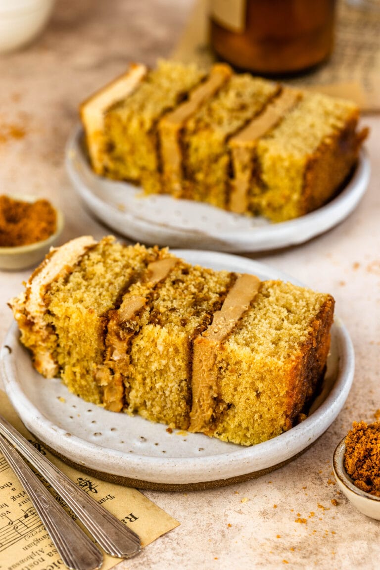 Biscoff Cake - Pies and Tacos