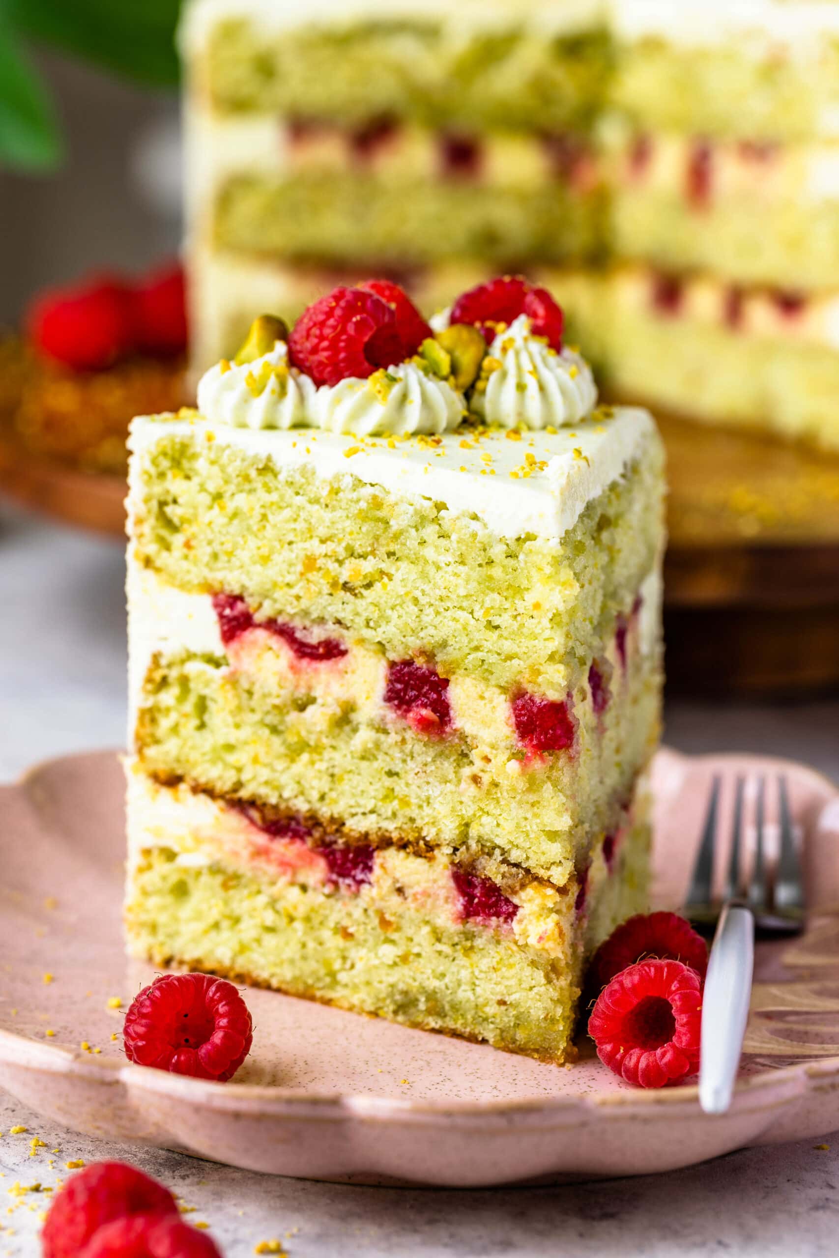 Pistachio Raspberry Cake - Pies and Tacos