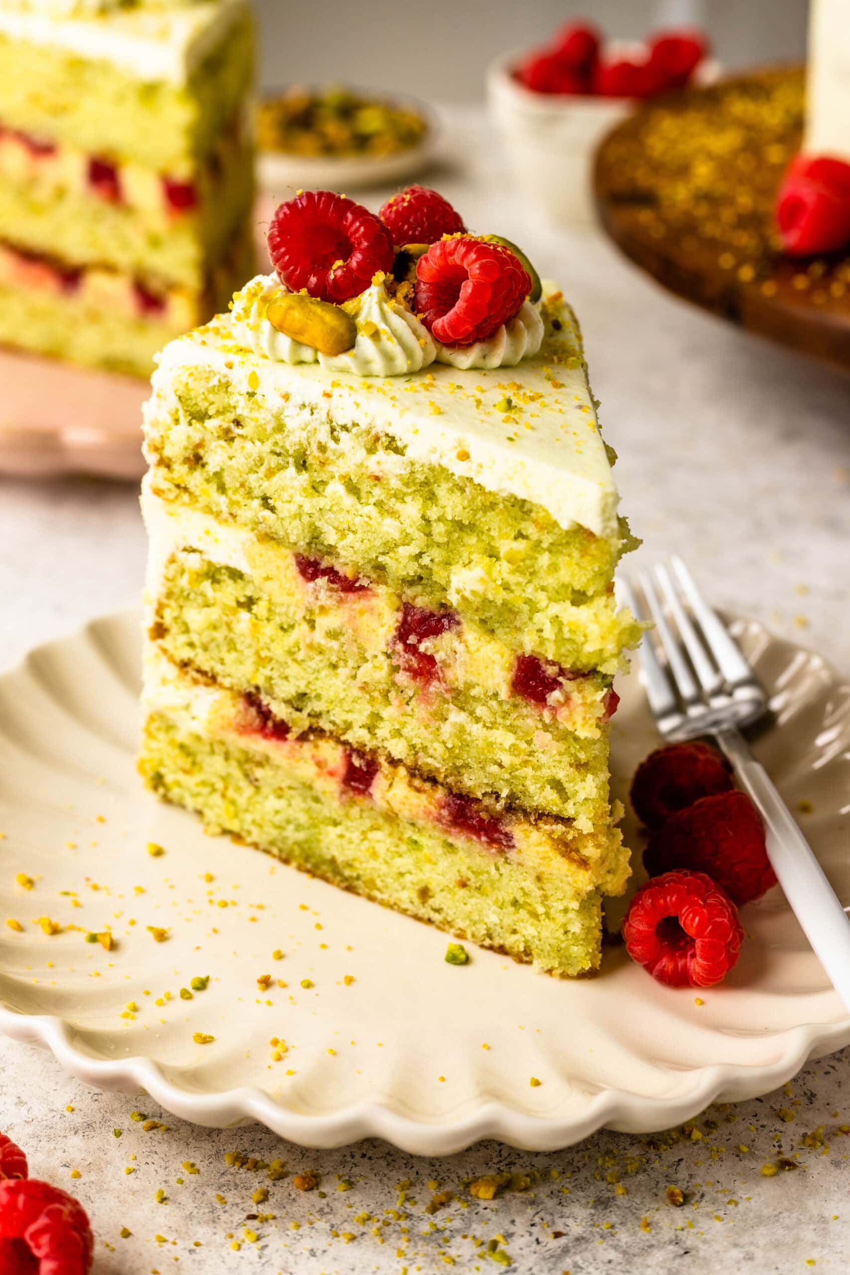 Pistachio Raspberry Cake - Pies and Tacos
