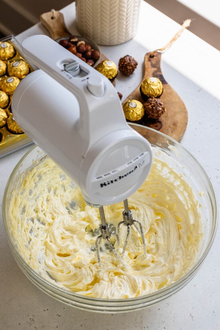 Nutella Buttercream - Pies and Tacos