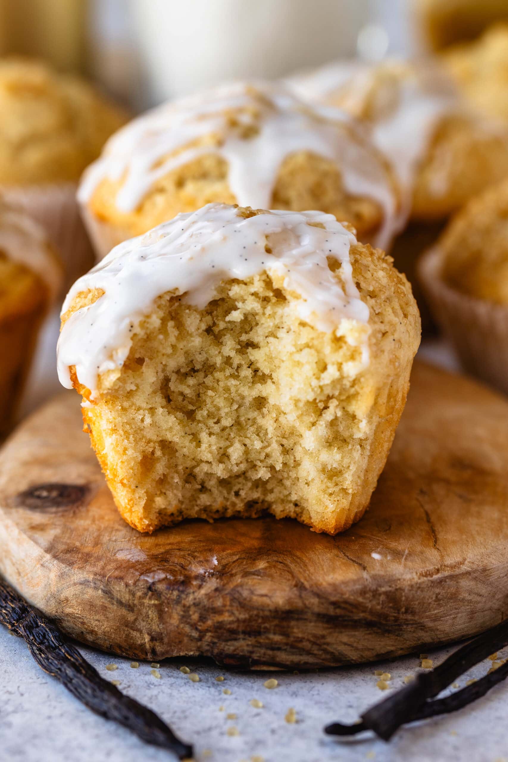 Vanilla Muffins - Pies and Tacos