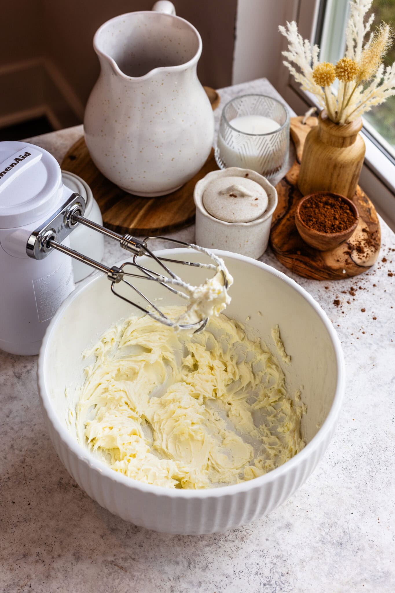 Chocolate Whipped Cream Frosting - Pies and Tacos
