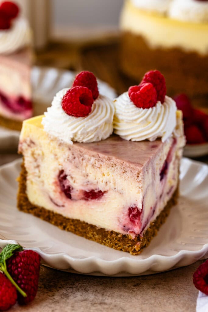 Raspberry Cheesecake - Pies and Tacos