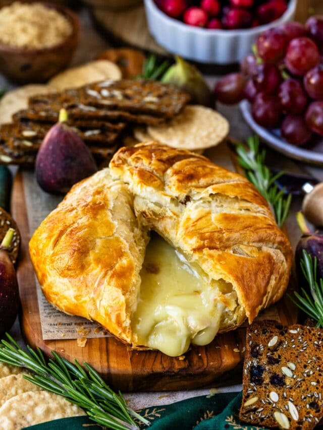 Baked Brie Recipe Story - Pies and Tacos