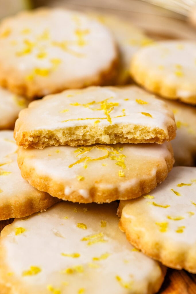 Lemon Shortbread Cookies - Pies and Tacos